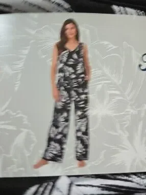 Tommy Bahama | Intimates & Sleepwear | Tommy Bahama Black White Leaf ...